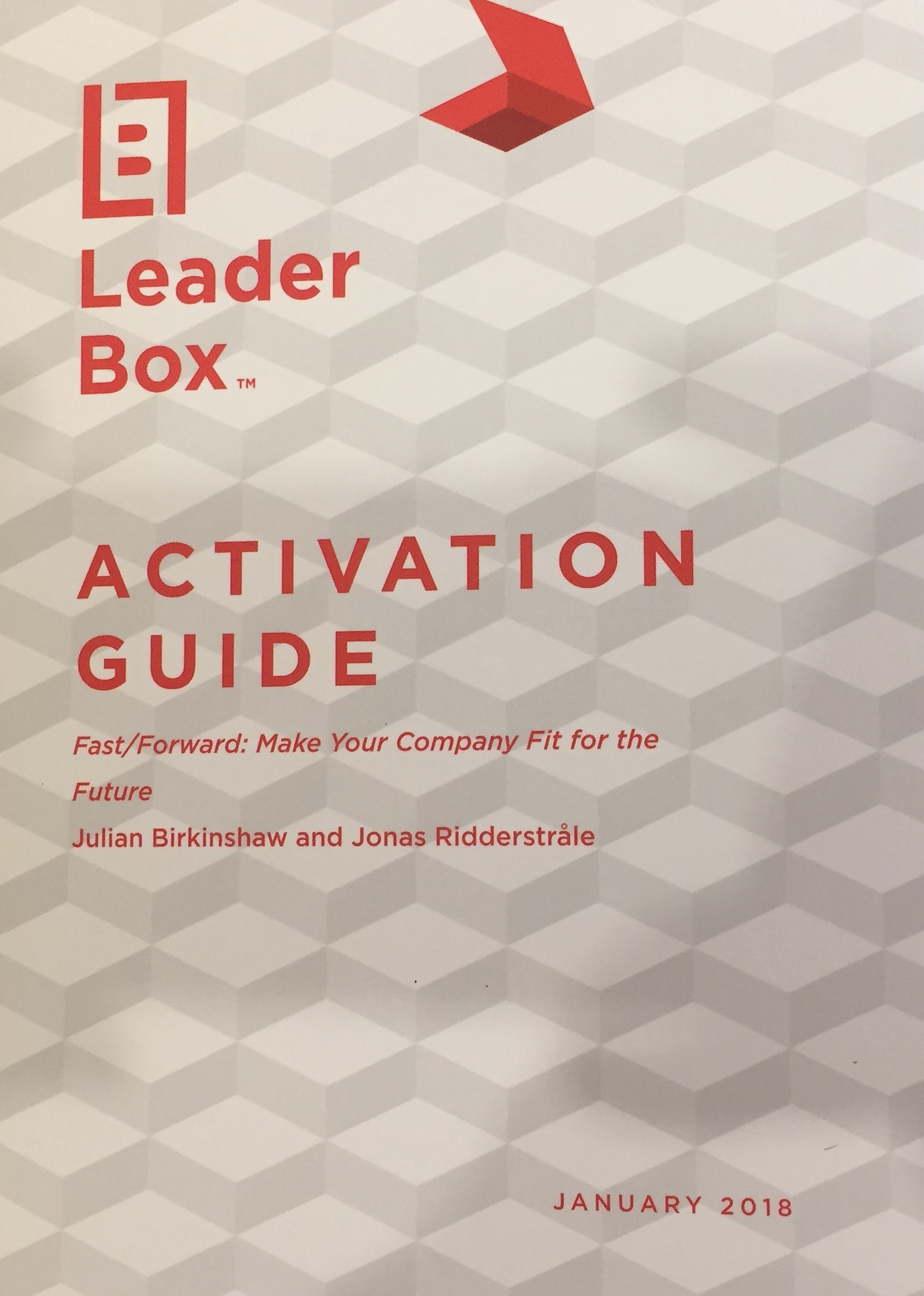 Michael Hyatt ‘LeaderBox’ Review (now with live unboxing!)